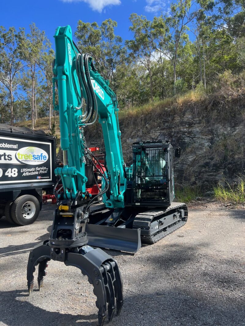 Daehan Rotating Multi Grapples Australia | Gardner Engineering